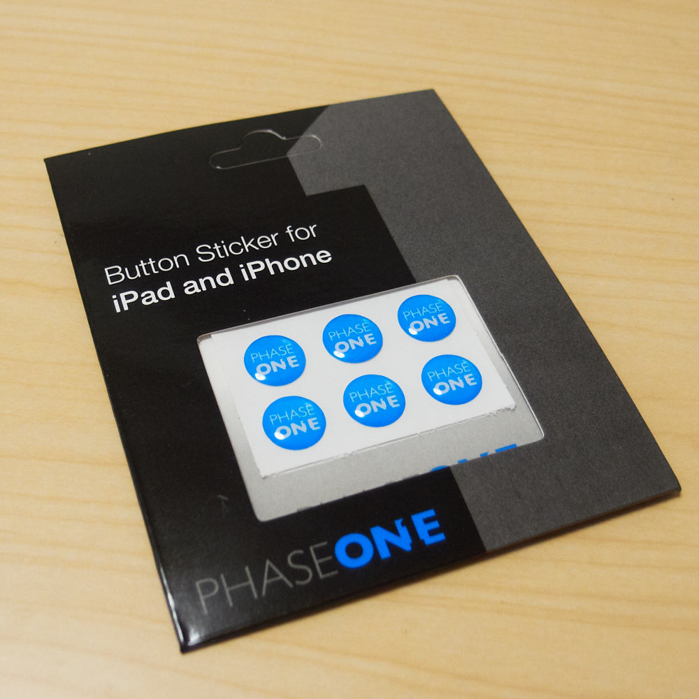 Phase One iPhone/iPad ボタンステッカー 100名様プレゼント: Phase One Japan デジタルバック通信